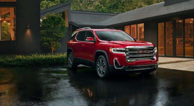 Which Engine Is Better for You, an I-4 or V6?