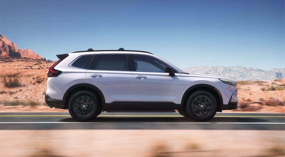 10 Things We Love About the 2025 Honda CR-V Hybrid | SUV Dealer