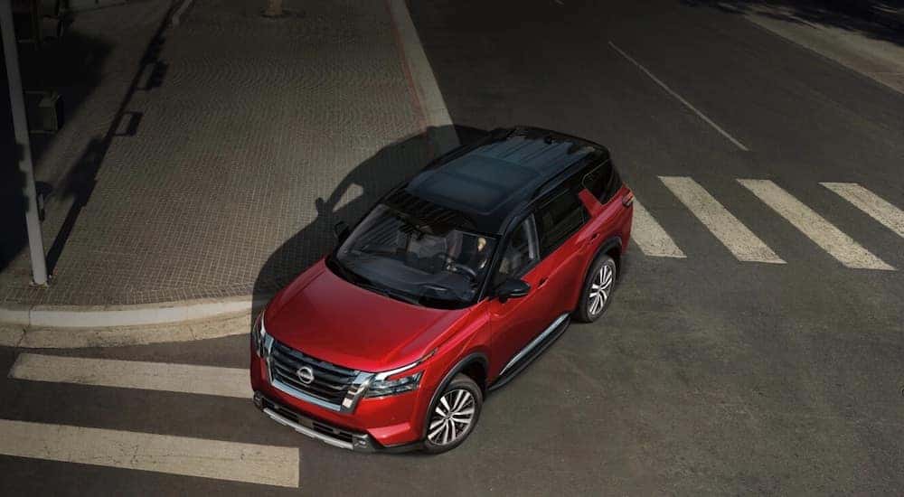 How the 2025 Nissan Pathfinder Combines Family-Friendly & Ruggedness