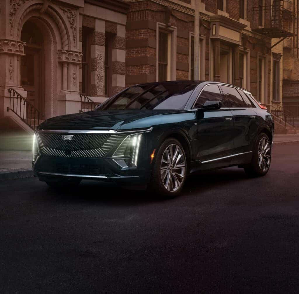 Cadillac LYRIQ Vs. BMW iX | Range, Cargo Space, Specs