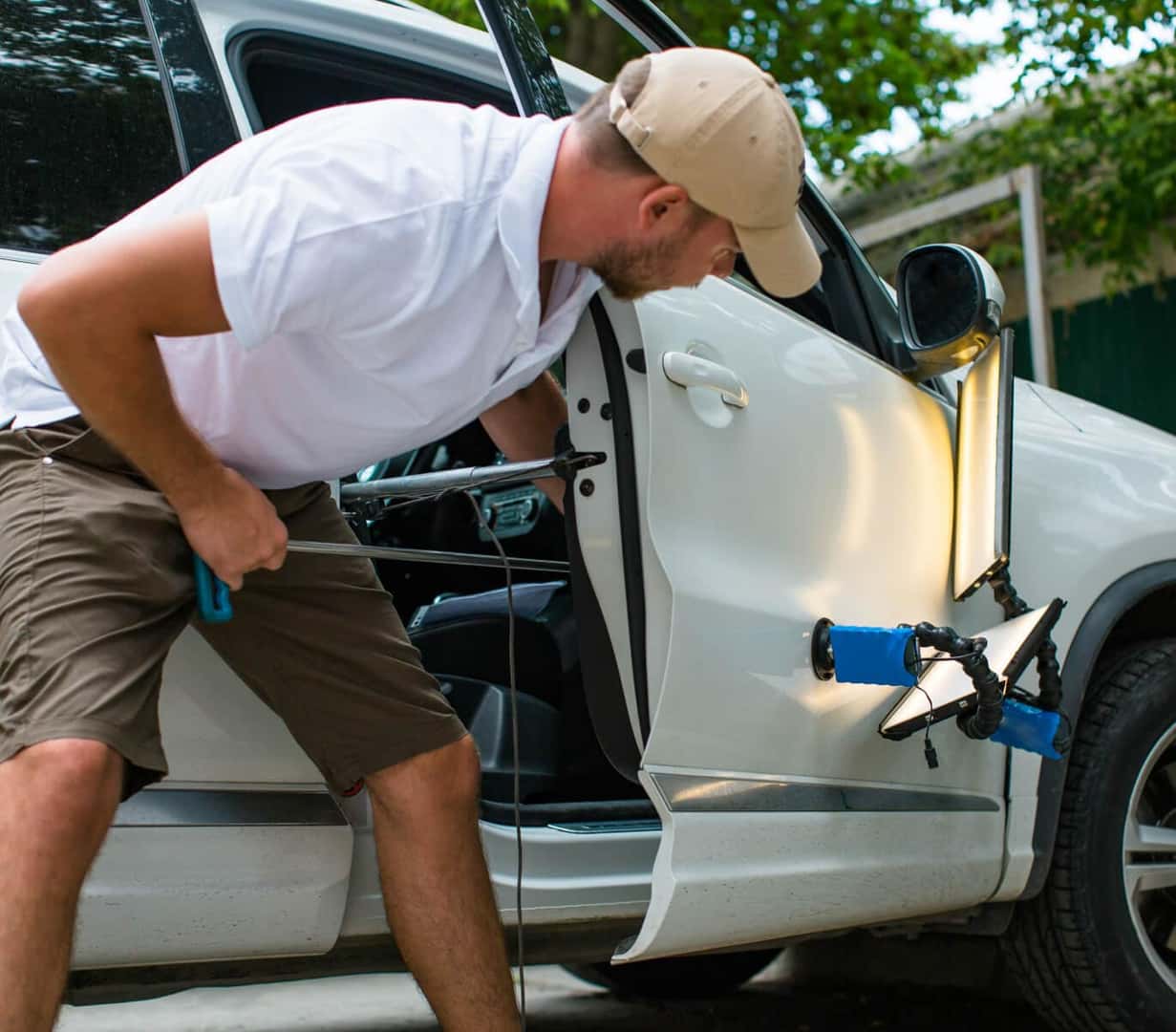What Is Paintless Dent Repair?
