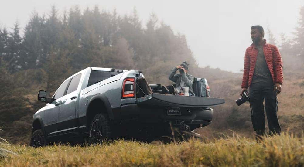Should You Choose the HEMI or Cummins Engine for Your Ram 2500?